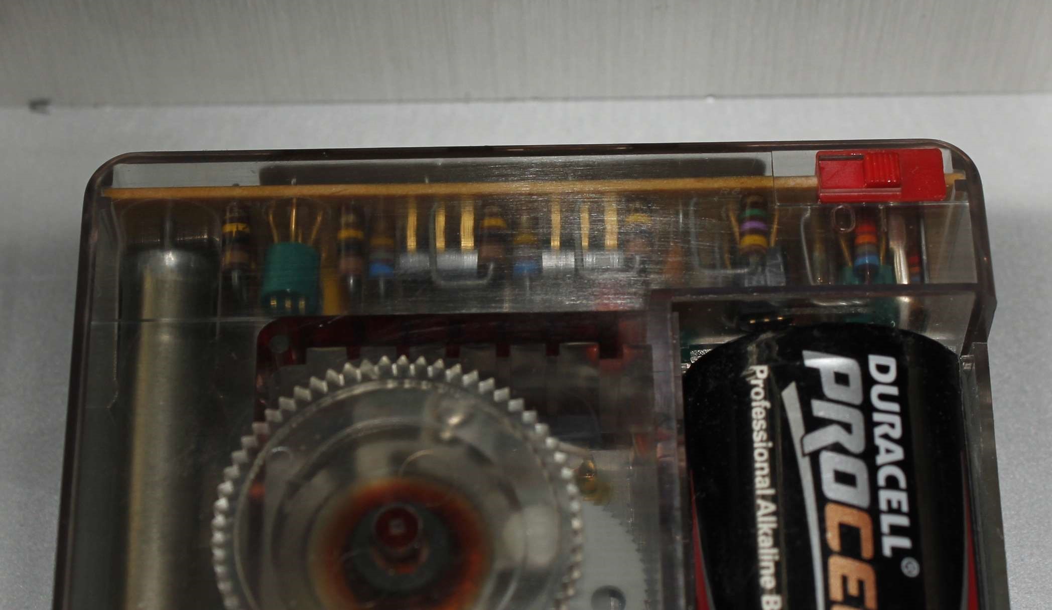 clockdoc.org - /media/Looping/Quartz table clock/